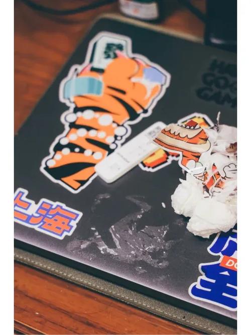 如何去除贴纸残留的胶截图