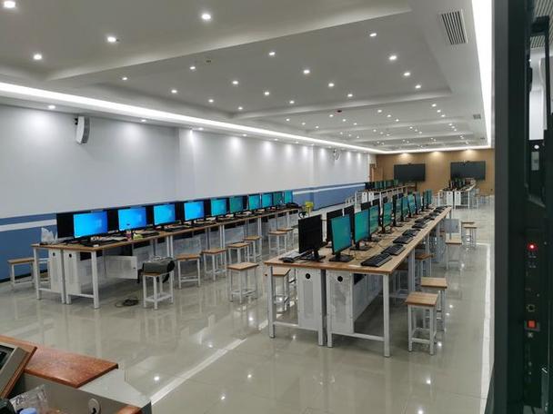 学校电教室设备图标