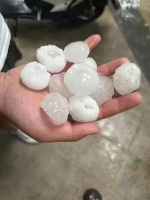 打冰雹用的什么炮图标
