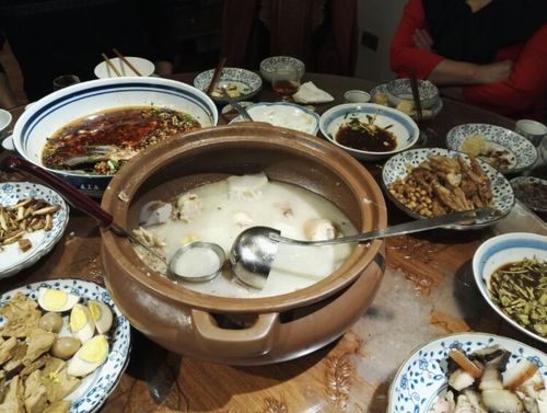 朱门酒肉臭四句诗歌图标
