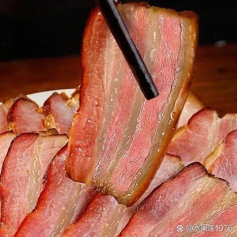 腊肉用猪前腿肉还是后腿肉好图标