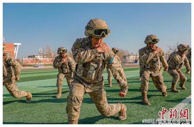 新兵考军校要看什么书图标