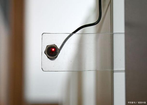 判断红点是否是摄像头图标