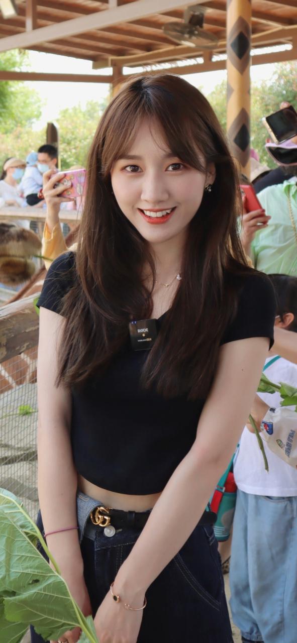 女人有虎牙好吗图标