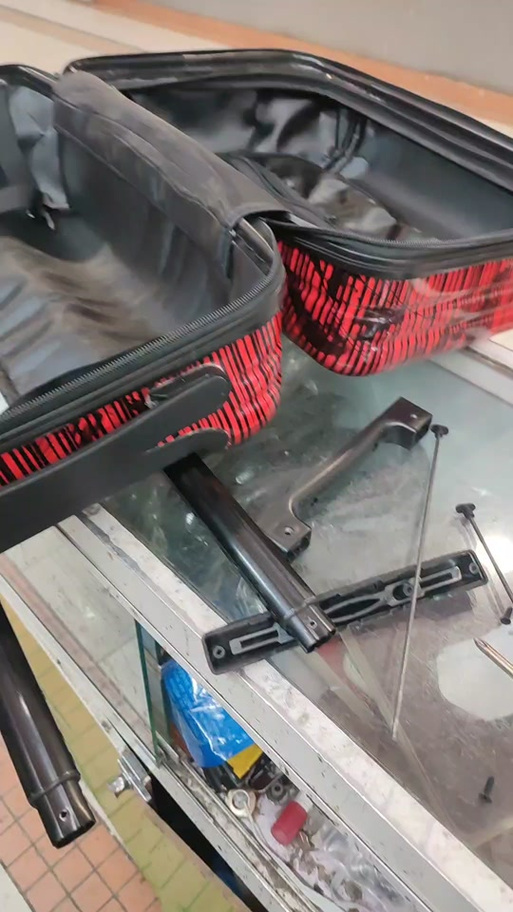 行李箱的拉杆拉不出来怎么办图标