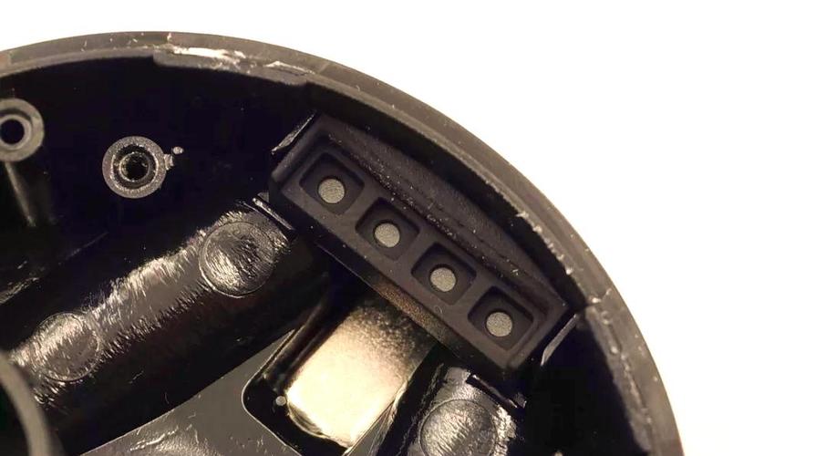 蓝牙耳机充电仓盖子断了图标