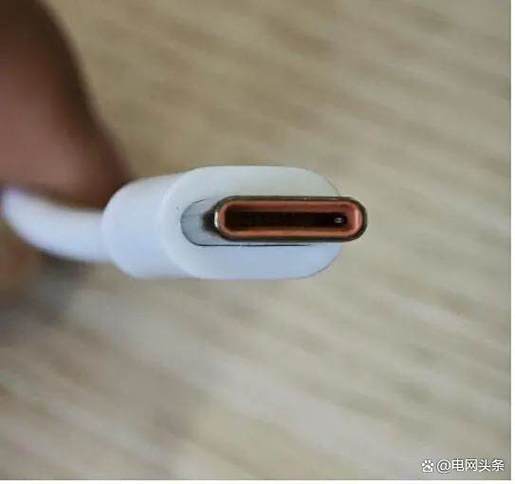 能不能用电脑的充电器给手机充电截图