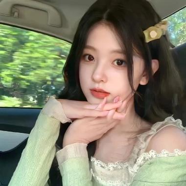 女生温柔可爱漂亮头像图标