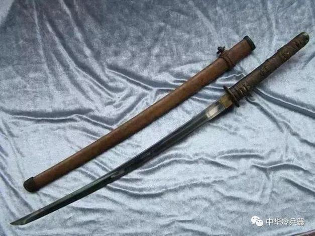 一把漂亮的长刀符号图标