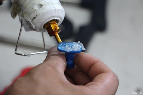 手机屏磕了个小坑怎么修复图标