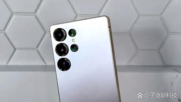 三星s25ultra顶部小图标如何调图标