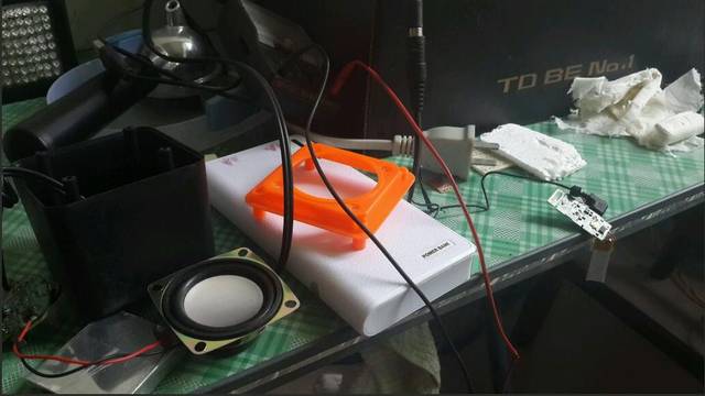 废旧蓝牙耳机改装成蓝牙接收图标