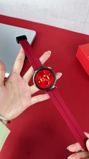 华为GT4红色表带图标