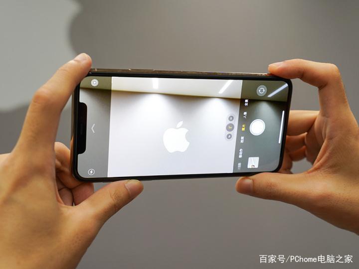iphone11打开相机一闪一闪的图标