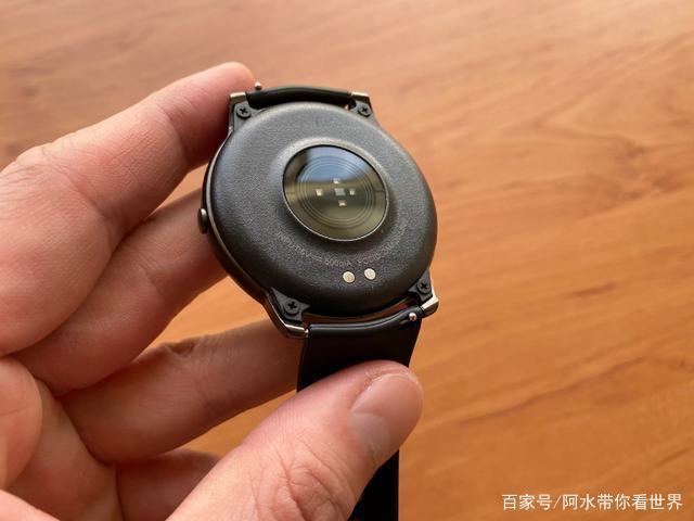 手表充电充不进去图标