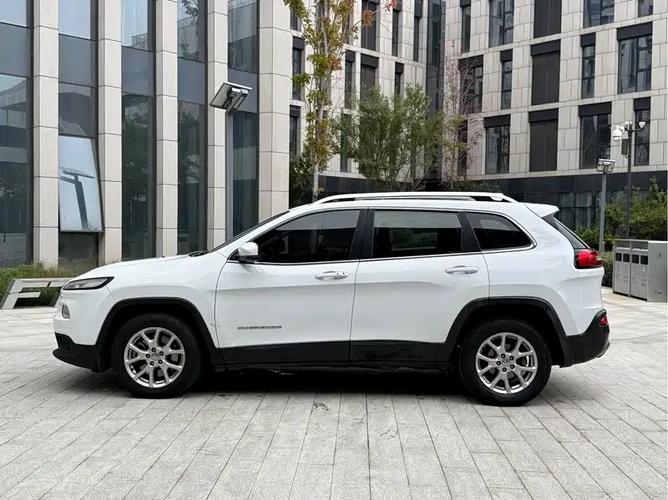jeep2017自由光截图