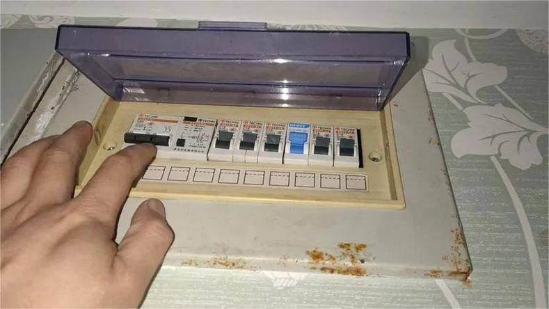 子母开关安装视频图标