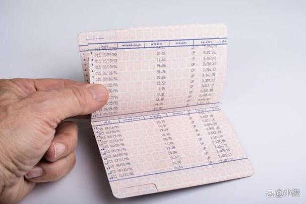 老人去世银行存折被锁怎么办