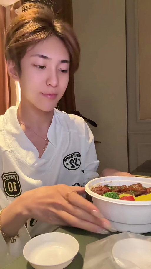 宏哥图标