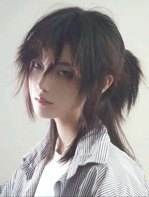 女武士头最火三个发型