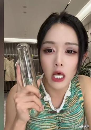想变性做女孩子怎么办啊图标