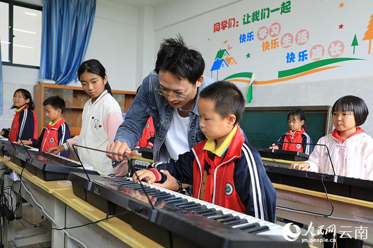 教我弹电子琴截图
