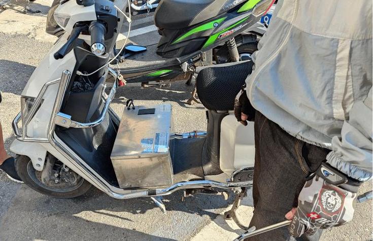 电瓶车锂电池改铅酸电池图标