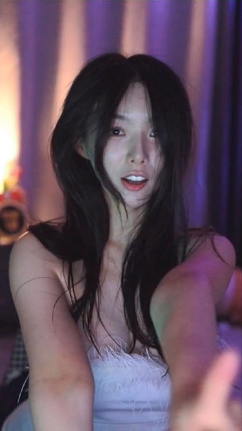 抖音成年短视频在线看图标