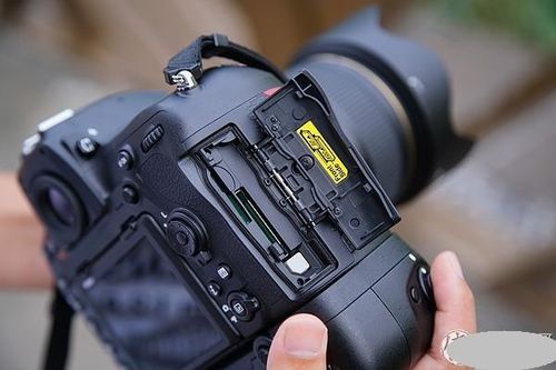 尼康d850储存卡格式化截图