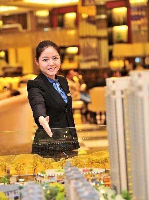 售楼小姐卖房记