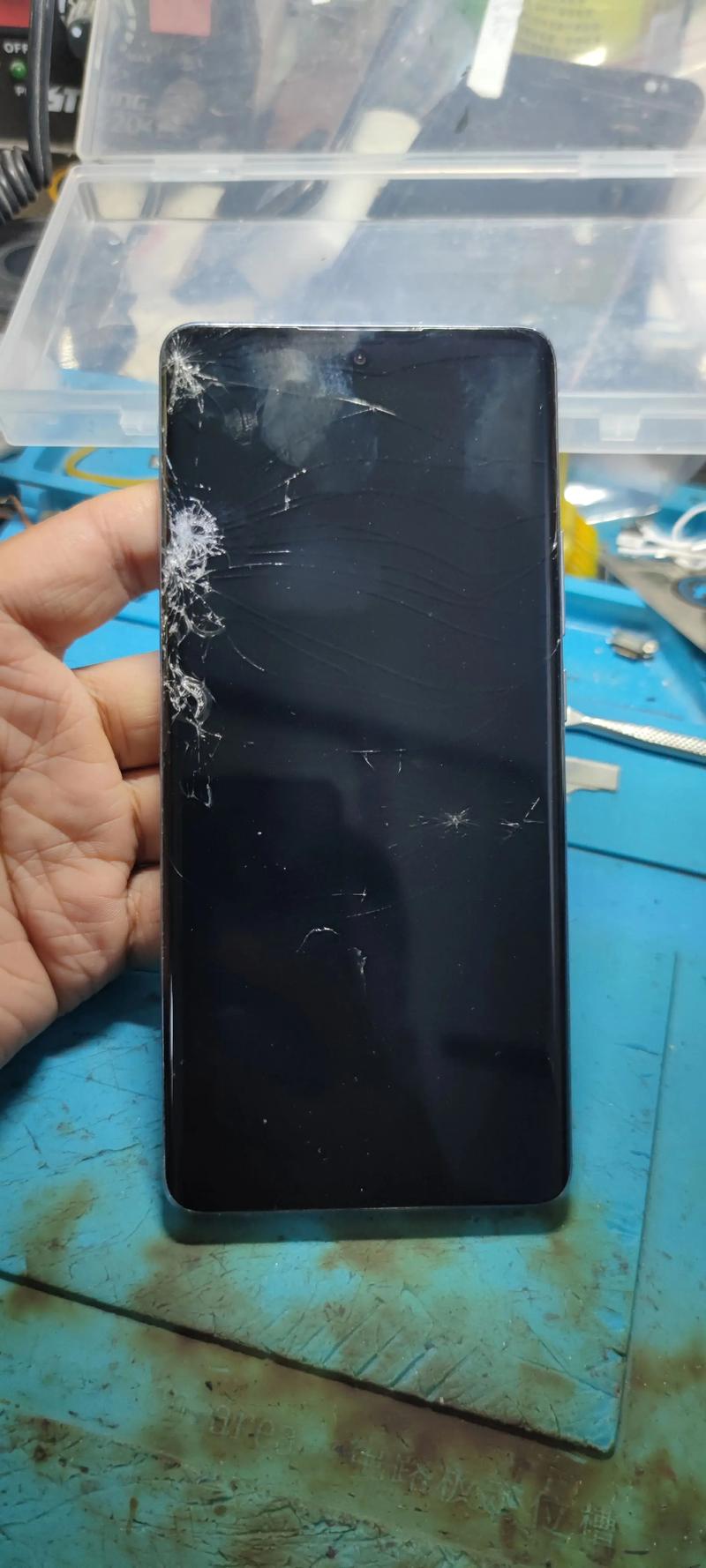 手机屏幕直接整块掉下来还能不能修图标