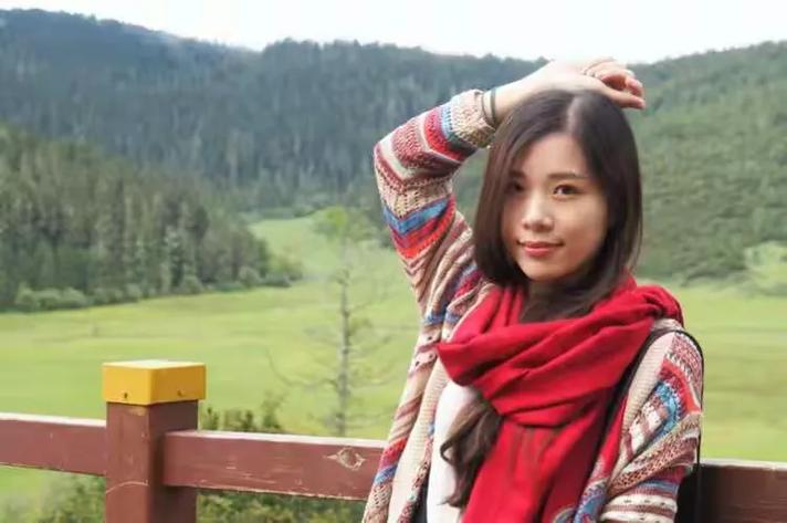 懒觉大妈投稿回复一般几天图标