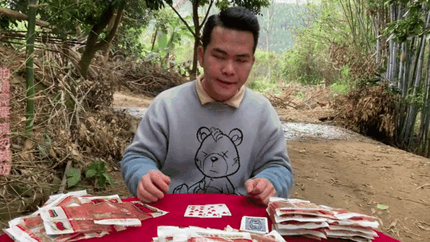 炸金花偷牌神器截图