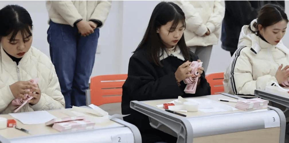 女孩子做什么能赚快钱