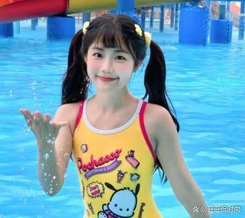小女孩游泳衣图标