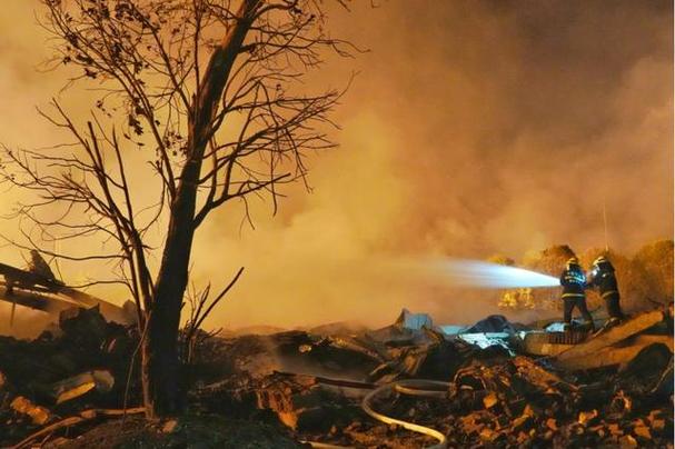 航拍浏阳烟花厂爆炸事故现场图标