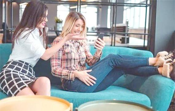 男女之间送手机的寓意截图