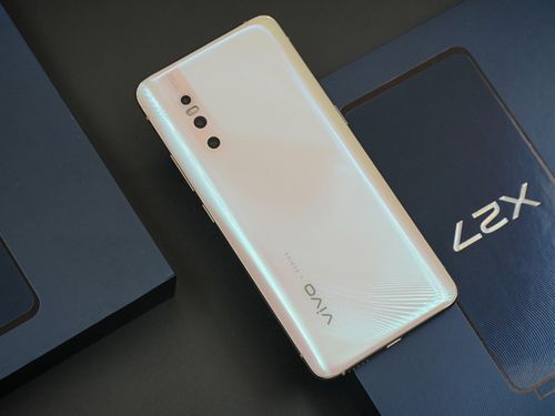 vivox27自带收音机吗图标