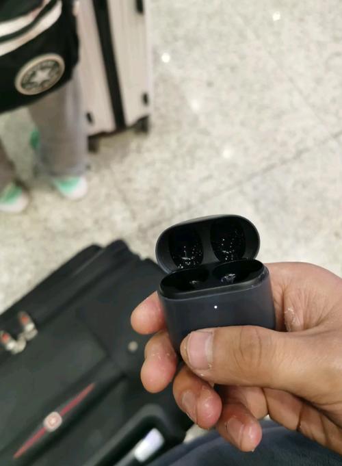 耳机被偷了可以报警吗