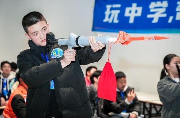 气弓箭打靶的视频截图