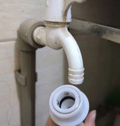 水龙头三根管安装方法
