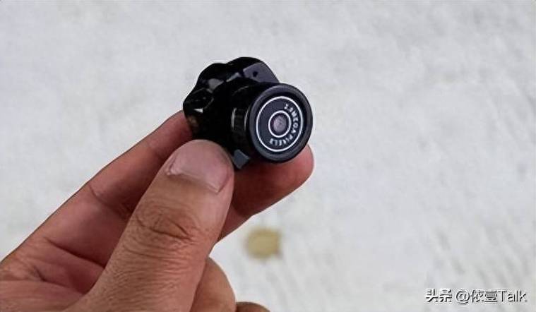 隐蔽监控摄像头截图