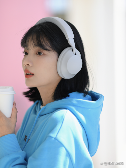戴头戴耳机的最好姿势截图