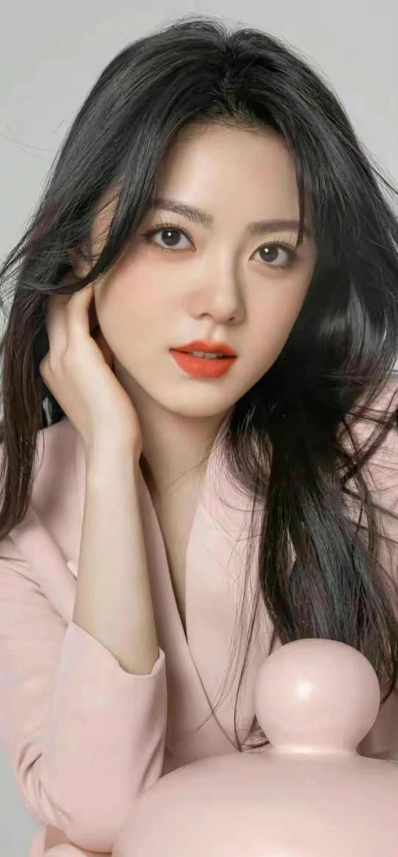 二次元壁纸禁欲系女图标