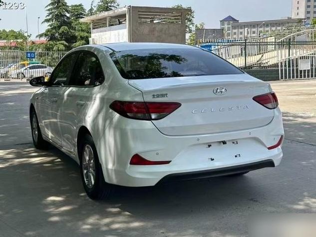 现在elantra