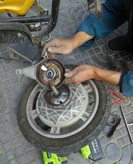 电瓶车刹车不断电怎么维修图标