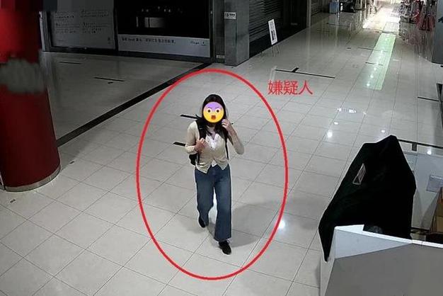 男扮女装被农民工发现截图