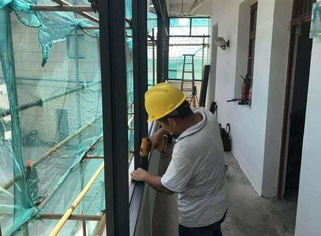 修门窗师傅电话24小时服务附近图标