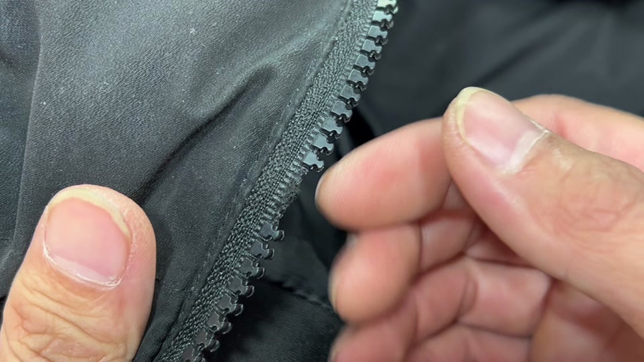 羽绒服拉链坏了扔了还是换图标