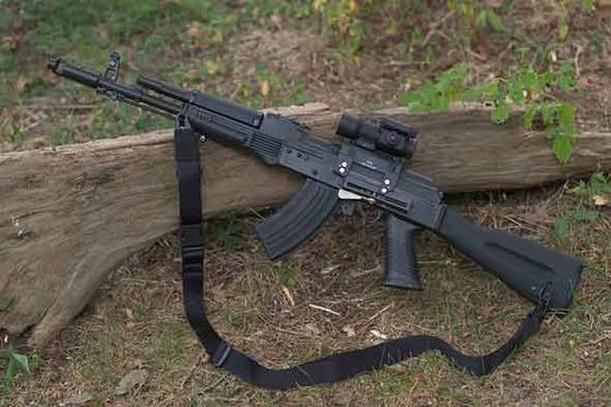 AK 103截图